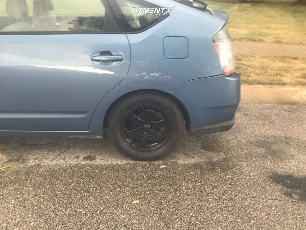 2004 Toyota Prius Base with 15x6 Road Ready Rrw-69450 and Kelly 185x45 ...