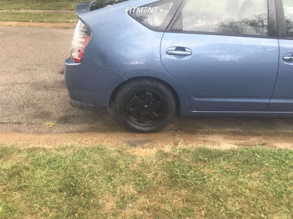 2004 Toyota Prius Base with 15x6 Road Ready Rrw-69450 and Kelly 185x45 ...