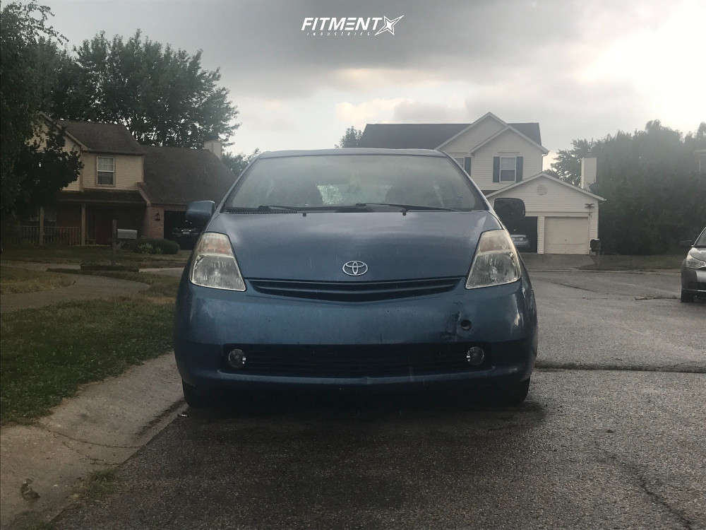 2004 Toyota Prius Base with 15x6 Road Ready Rrw-69450 and Kelly 185x45 ...