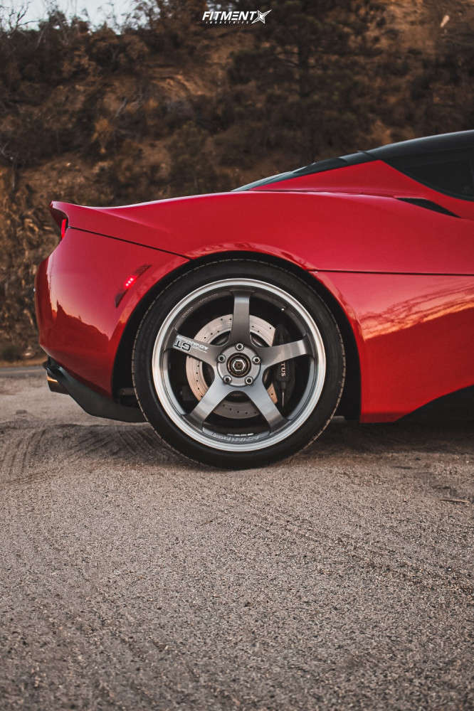 2011 Lotus Evora Base with 18x8.5 Advan Gt and Yokohama 225x35 on ...