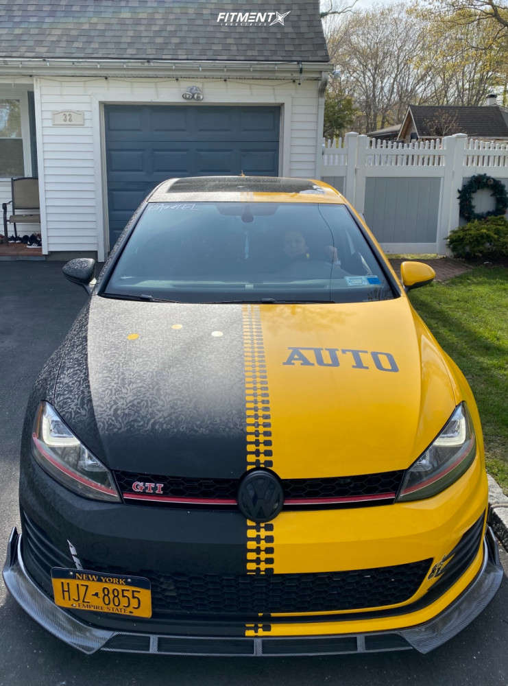 2017 Volkswagen GTI SE with 18x9.5 Rotiform Las-r and Nitto 225x40 on ...