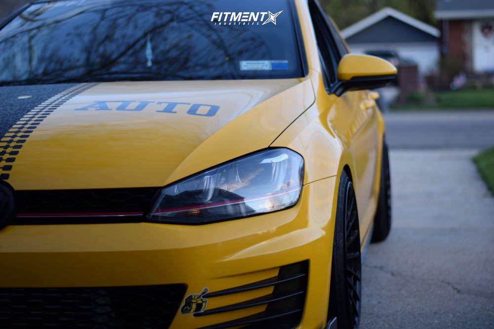 2017 Volkswagen GTI SE with 18x9.5 Rotiform Las-r and Nitto 225x40 on ...