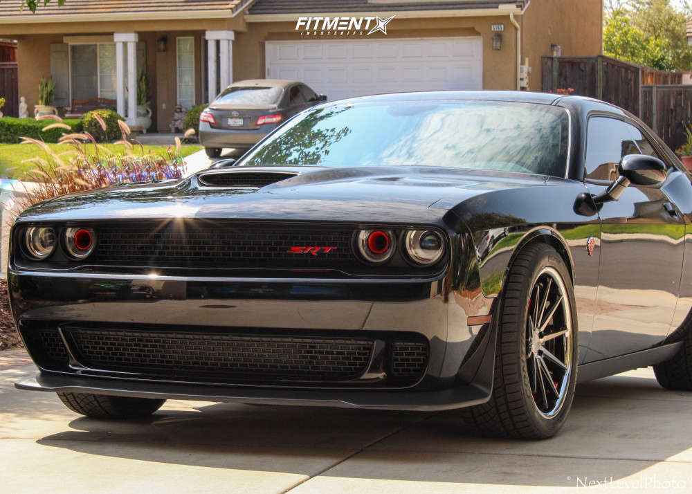 2016 Dodge Challenger SRT Hellcat with 20x9 Ferrada FR4 and Continental ...