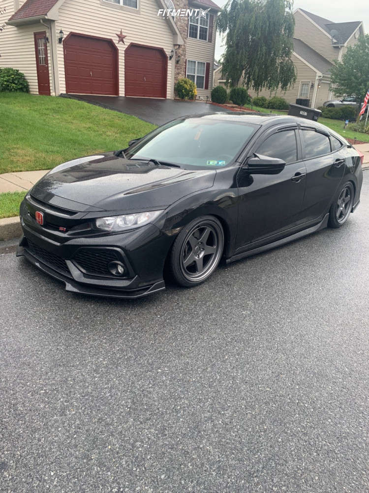2018 Honda Civic Si with 18x9 Kansei Knp and Lexani 225x45 on Coilovers | 1833992 | Fitment ...