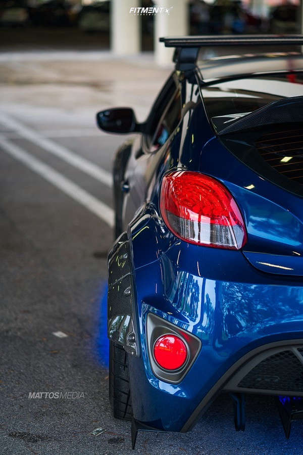 Hyundai Veloster Light Blue