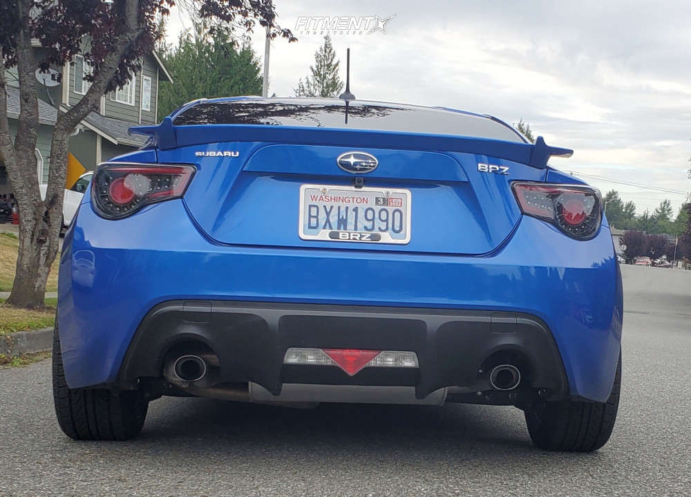 2013 Subaru BRZ Limited with 18x8.5 ESR Cs8 and Vercelli 225x40 on ...