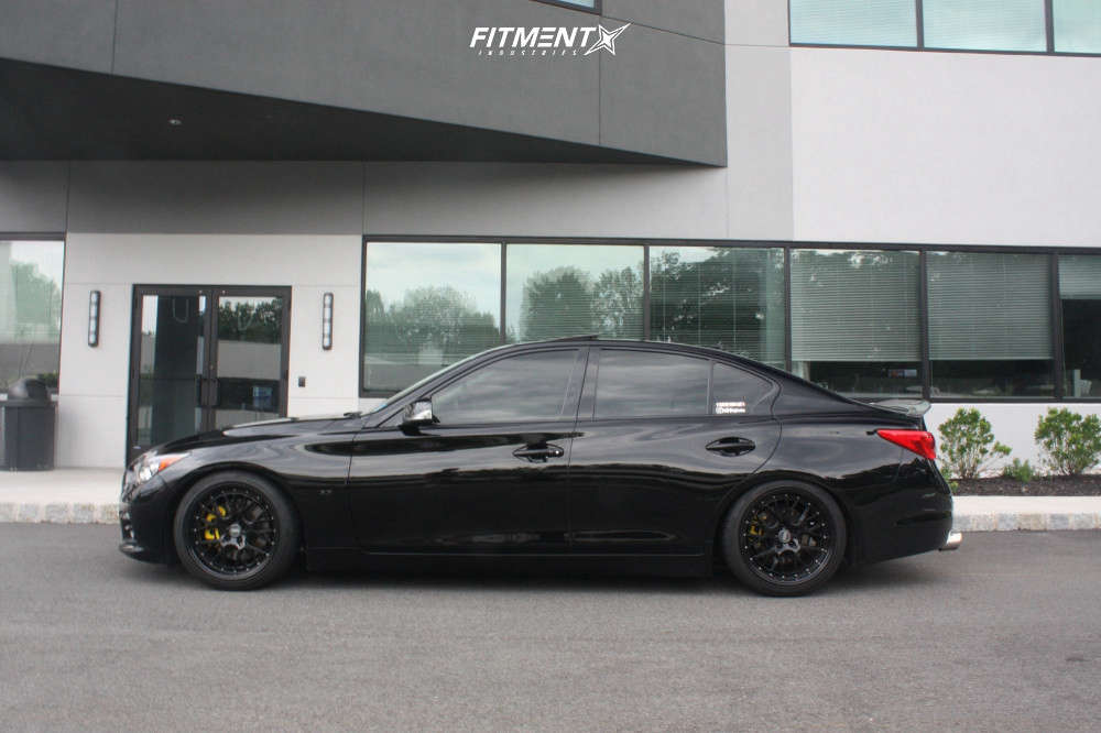 2015 INFINITI Q50 Premium with 18x9.5 ESR Cs11 and Toyo Tires 245x40 on ...