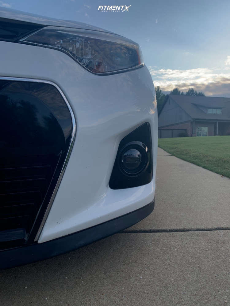 2016 Toyota Corolla S with 18x8.5 XXR 575 and Federal 235x40 on ...