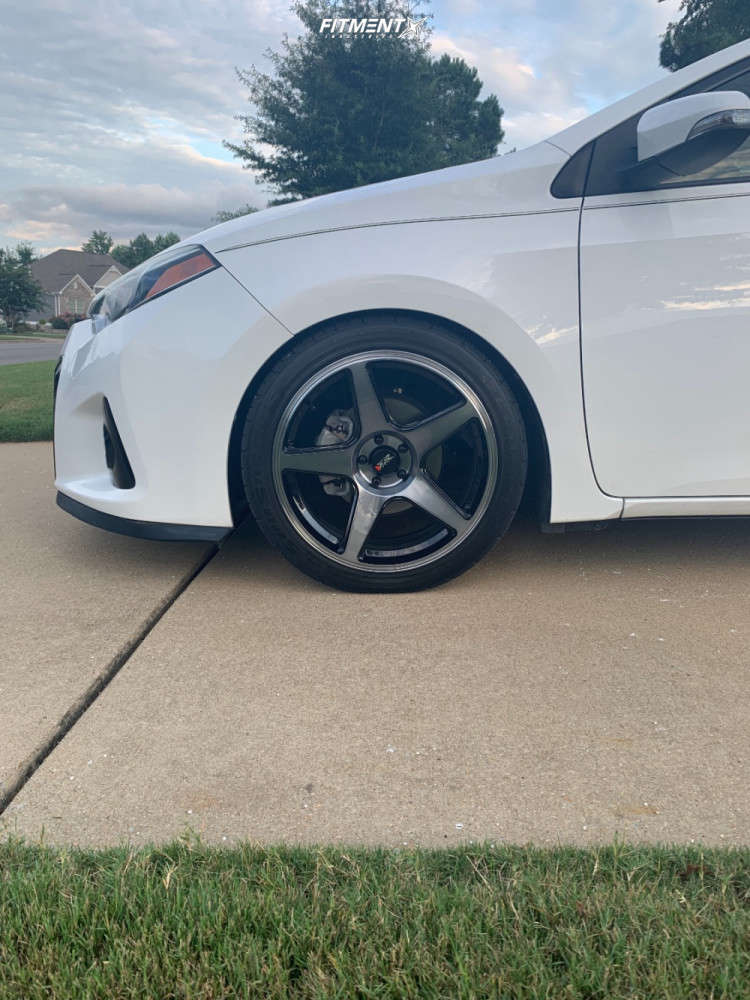 2016 Toyota Corolla S with 18x8.5 XXR 575 and Federal 235x40 on ...