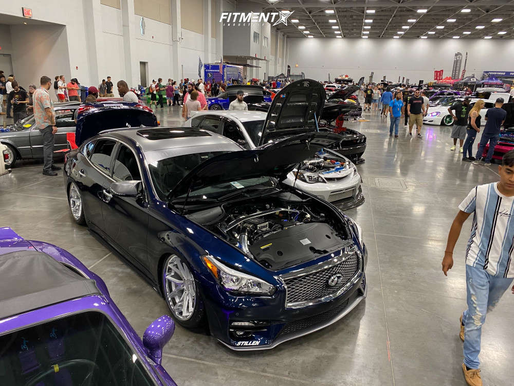 2019 INFINITI Q70 Sport with 20x10.5 Ferrada FR2 and Toyo Tires 275x40 ...