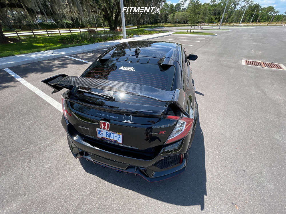 2018 Honda Civic Type R with 18x9.5 ESR Rf15 and Falken 265x35 on ...