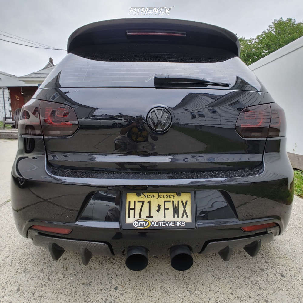 2012 Volkswagen Golf R Base with 19x8.5 HRE FlowForm Ff01 and ...