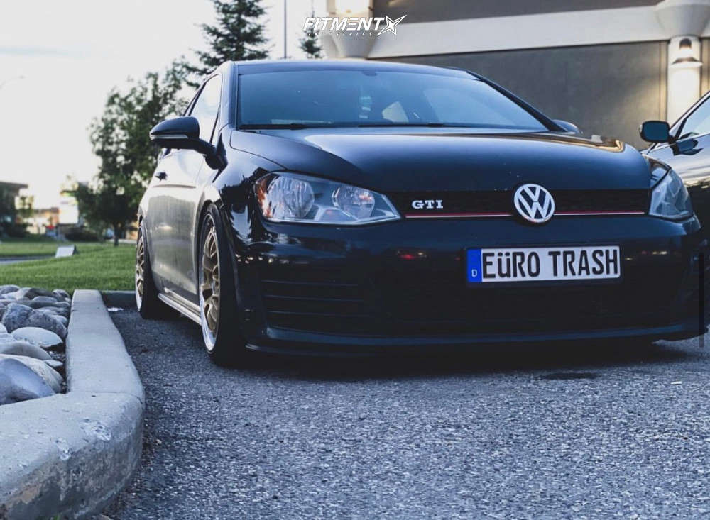 2015 Volkswagen GTI SE with 18x8.5 Rotiform Forged Lsr and Altenzo ...