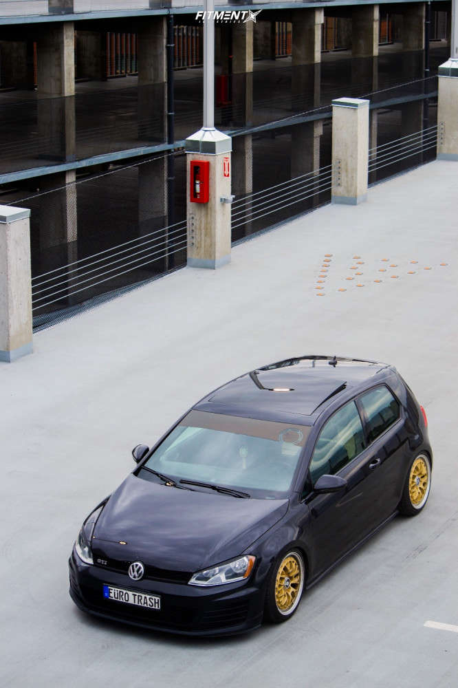 2015 Volkswagen GTI SE with 18x8.5 Rotiform Forged Lsr and Altenzo ...