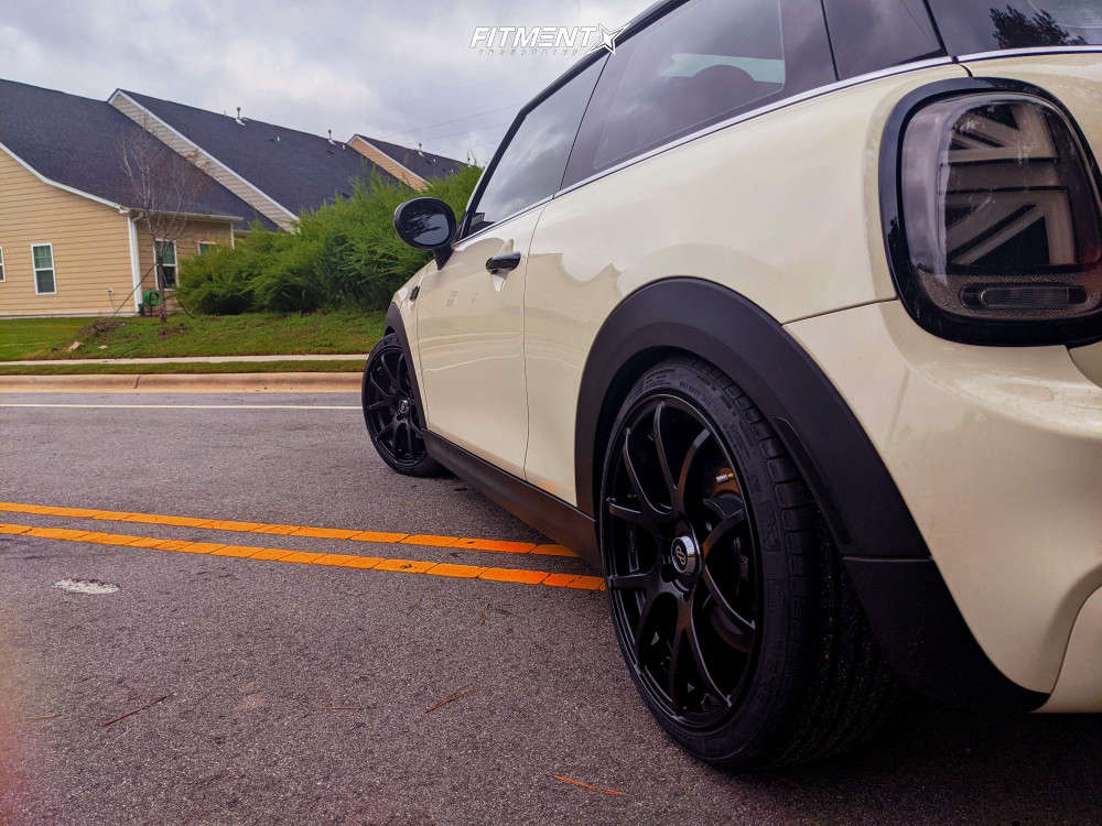 2015 Mini Cooper S with 18x8 Enkei M52 and Nexen 215x40 on Lowering ...