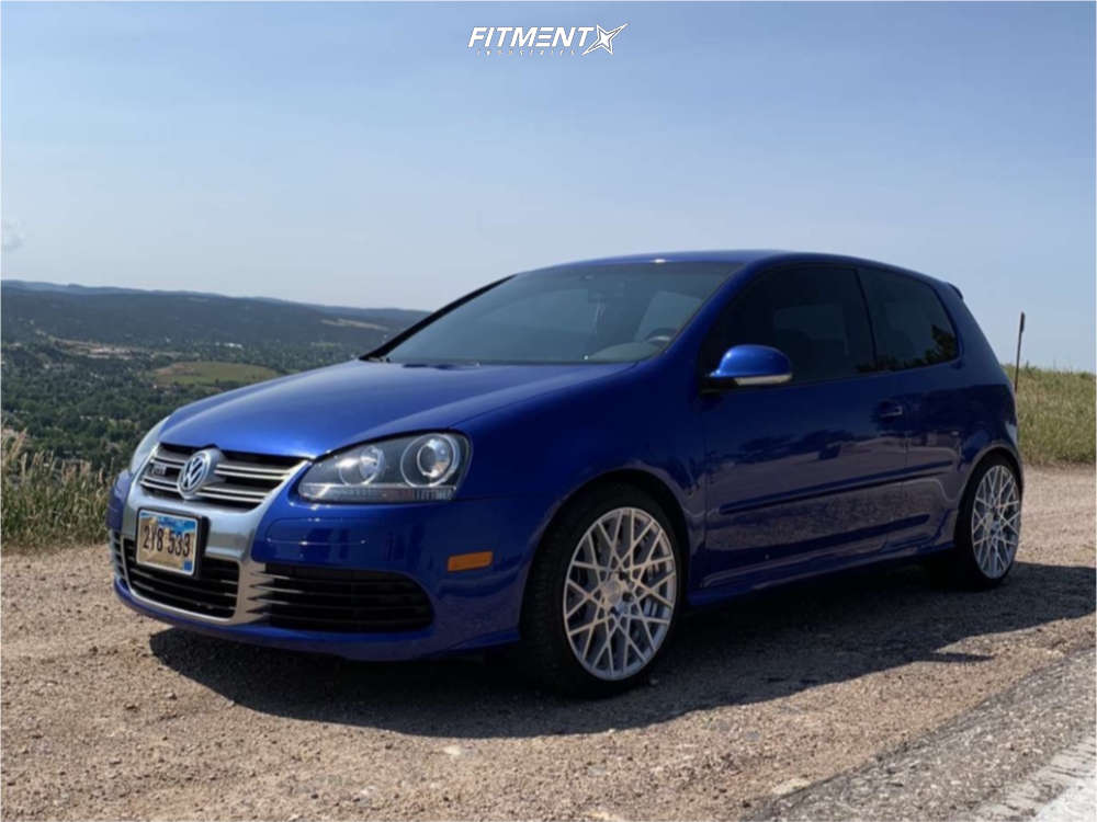 2008 Volkswagen R32 Base with 18x8.5 Rotiform Blq and Continental ...