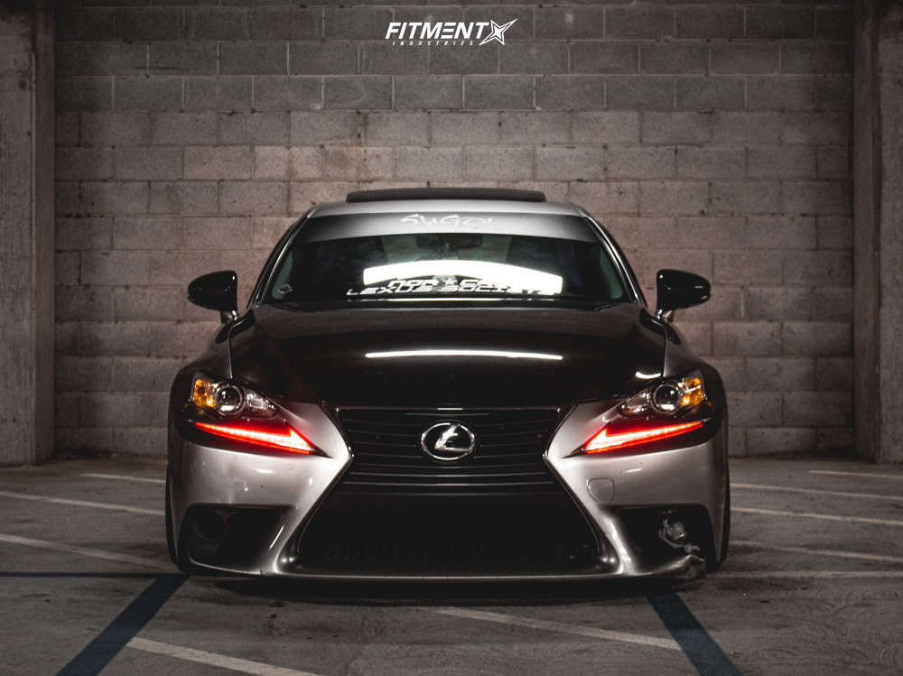 2015 Lexus IS250 Base with 18x9.5 ESR Sr01 and Accelera 225x35 on ...