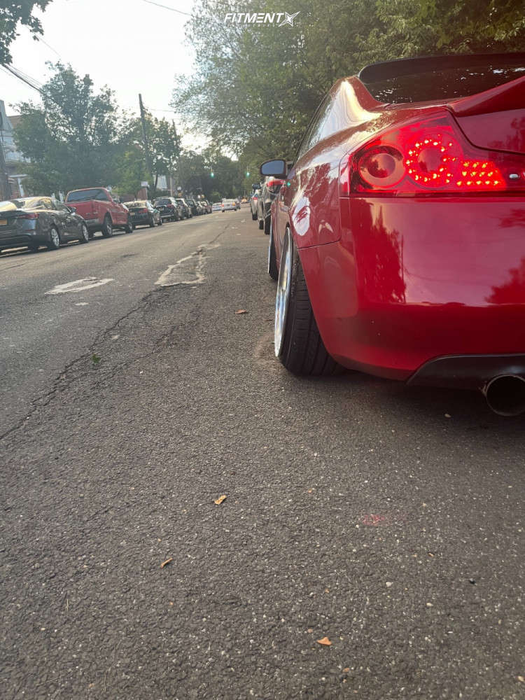 2004 INFINITI G35 Base with 19x10 Work Vsxx and Lexani 225x35 on ...