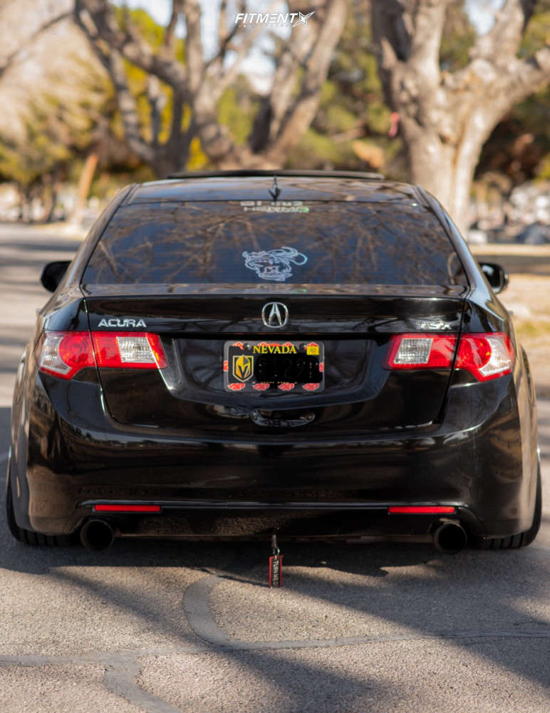 2009 Acura TSX Base with 18x9.5 Aodhan Ds01 and Delinte 225x45 on ...