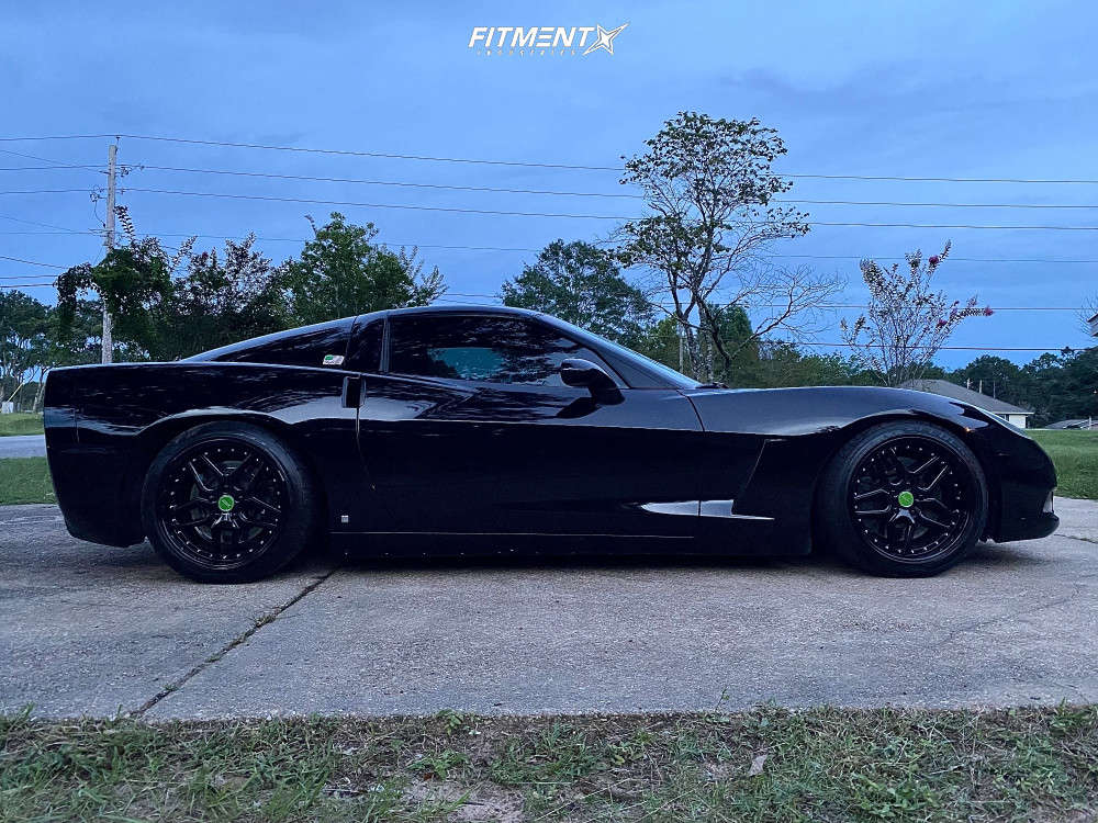 2008 Chevrolet Corvette Base with 18x9.5 ESR Cs15 and Federal 235x45 on ...