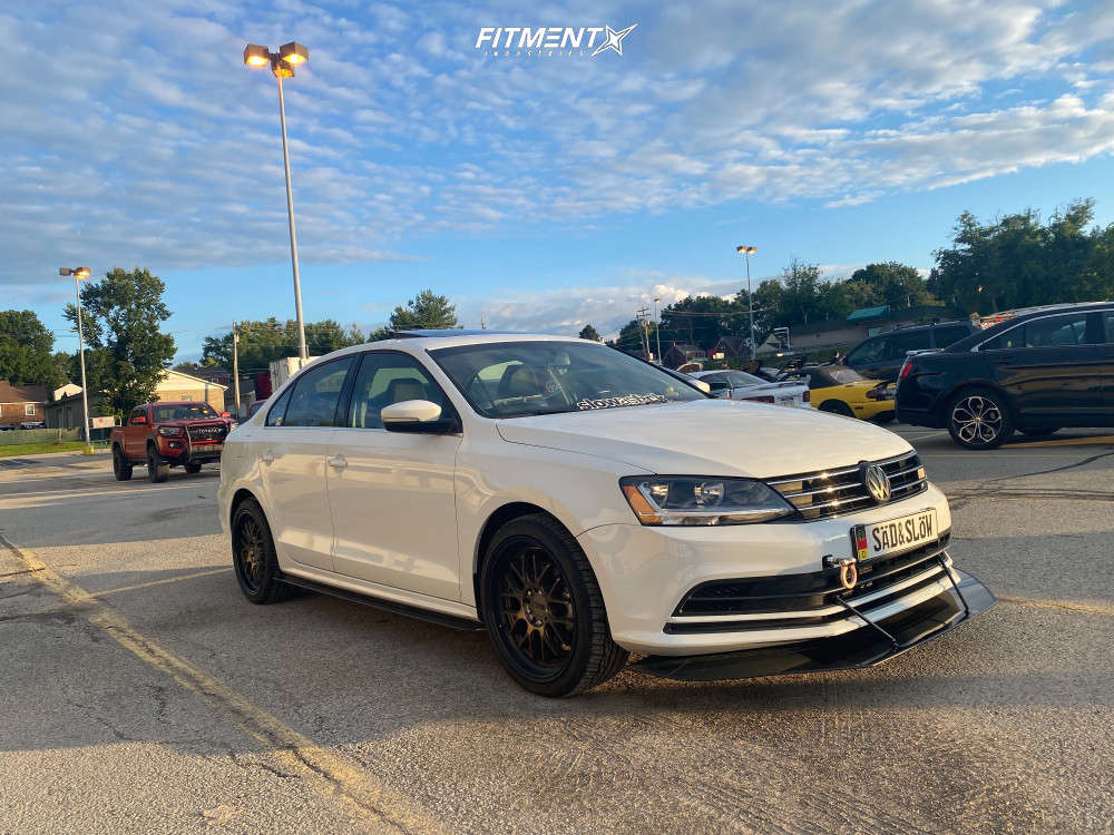 2017 Volkswagen Jetta SE with 18x8.5 F1R F21 and Toyo Tires 225x40 on ...