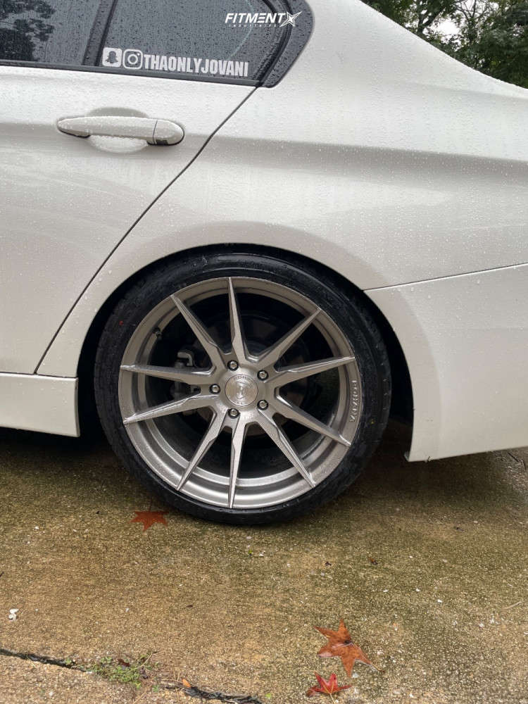 2016 BMW 320i Base with 19x8.5 Rohana Rfx2 and Lexani 225x35 on ...