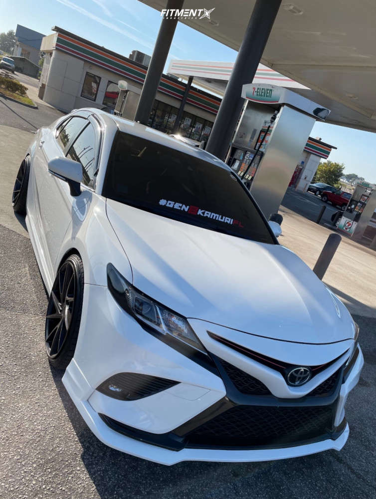 2018 Toyota Camry SE with 20x9 Niche Invert and Achilles 235x35 on ...