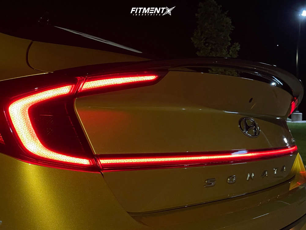 2020 Hyundai Sonata SEL Plus with 19x8.5 Ground Force Gf7 and Velozza ...