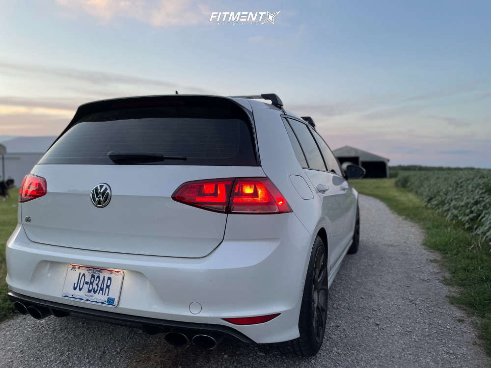 2016 Volkswagen Golf R Base with 18x8.5 Konig Ampliform and Continental ...