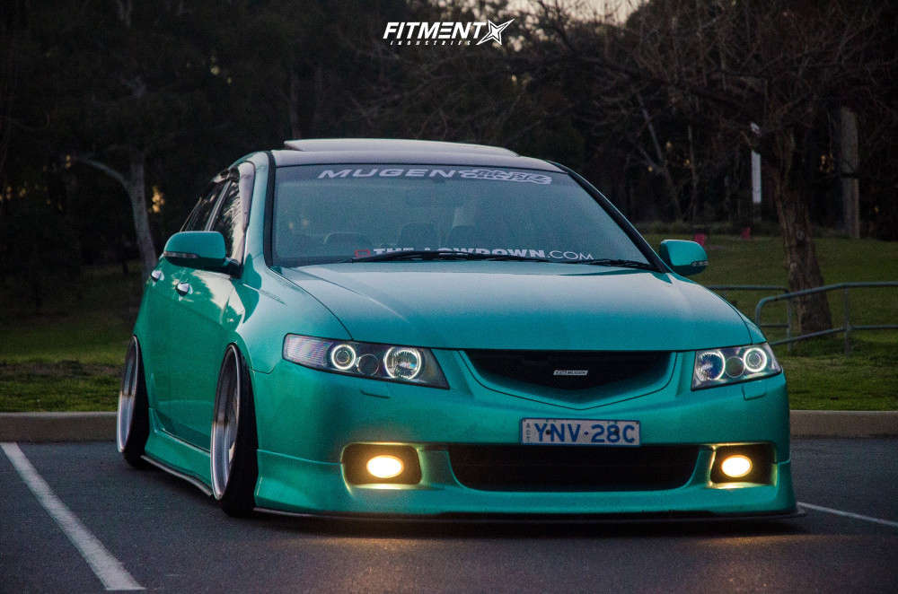 2005 Acura TSX Base with 18x9.5 Whistler Sk5 and Saffiro 205x40 on Air ...