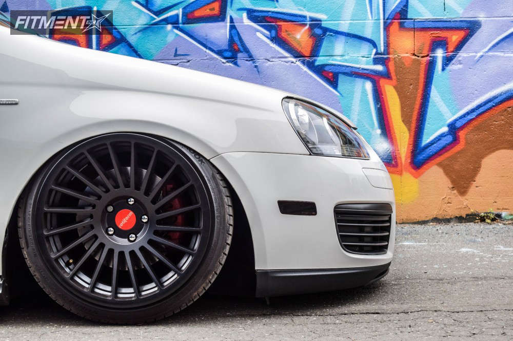2010 Volkswagen Jetta SE with 18x9.5 Rotiform Ind-t and Hankook 215x40 ...