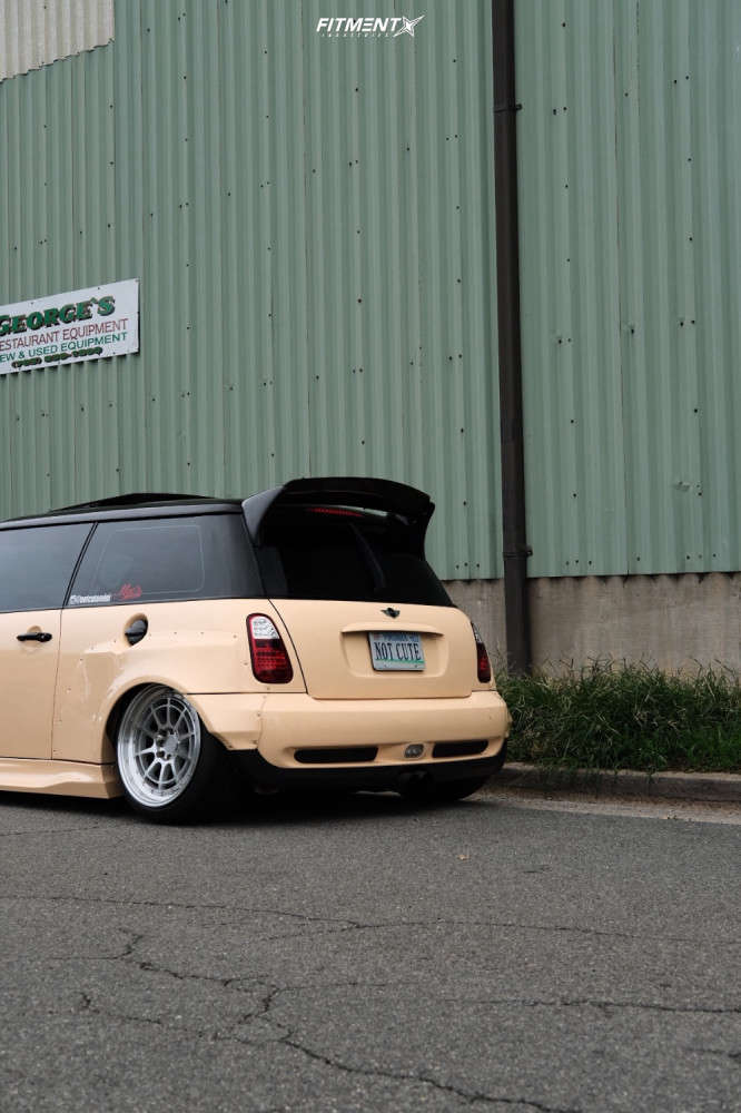 2004 Mini Cooper S with 17x9 Aodhan Ah04 and Nankang 215x45 on Air ...