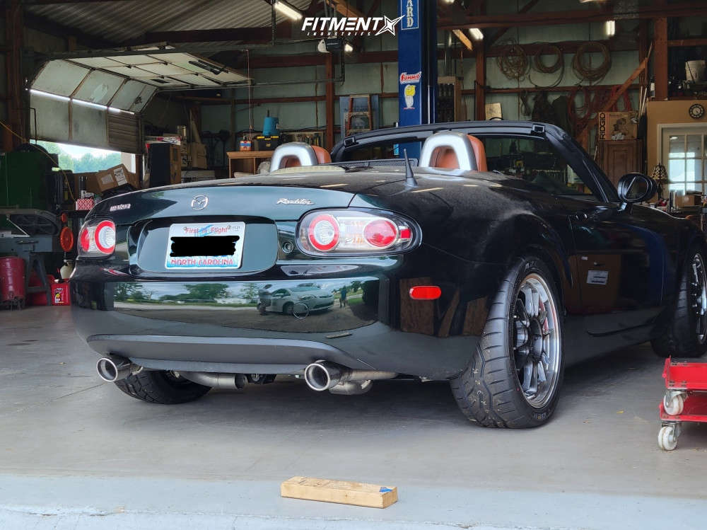 2007 Mazda MX-5 Miata Grand Touring with 17x8 Konig Hypergram and ...