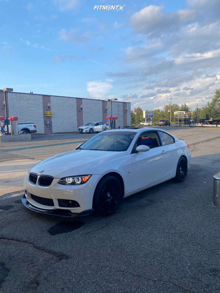 2008 BMW 335xi Base with 19x8.5 Curva C300 and Michelin 235x35 on Stock ...