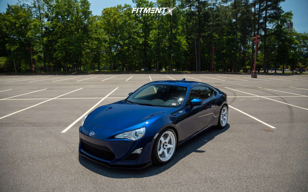 2015 Scion FR-S Base with 18x9.5 Advan Racing GT and Michelin 265x35 on ...