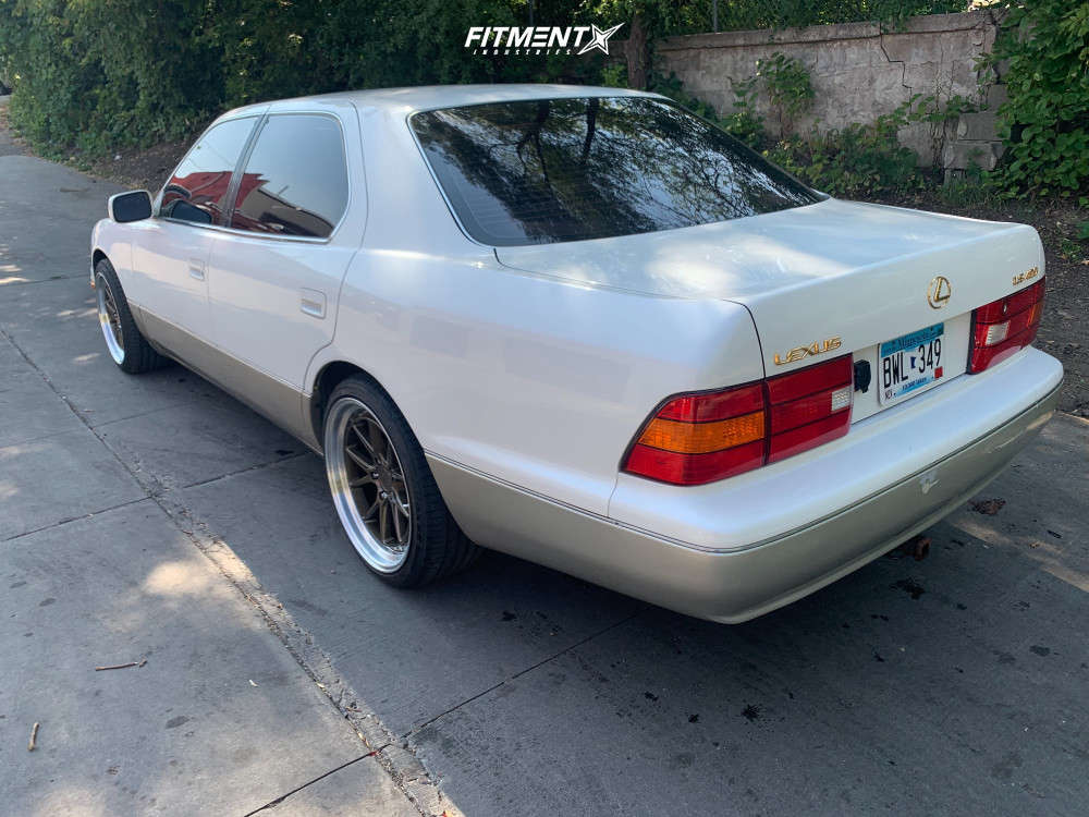 1999 Lexus LS400 Base with 18x8.5 Aodhan Ds08 and Toyo Tires 225x40 on ...