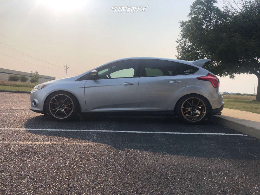 2014 Ford Focus SE with 18x9 Konig Freeform and Vercelli 235x40 on ...