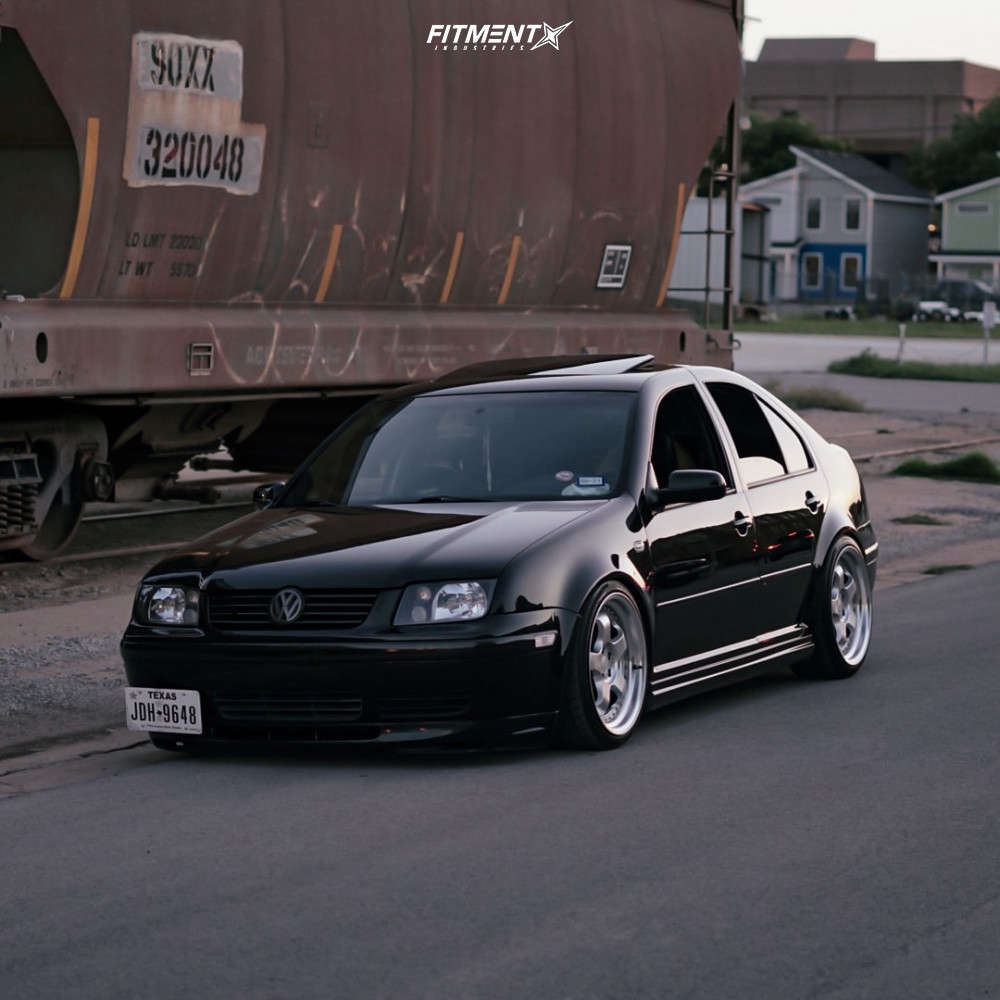 2004 Volkswagen Jetta GLI 1.8T 4dr Sedan (1.8L 4cyl Turbo 6M) with 18x8 ...