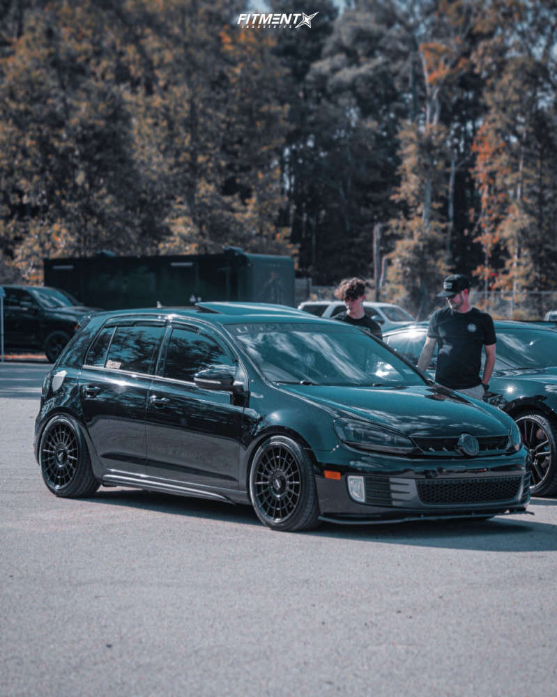 2013 Volkswagen GTI Base with 18x8.5 Rotiform Las-r and Hankook 225x40 ...