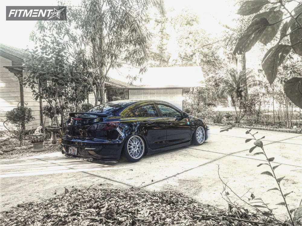 2013 Mazda 3 GX with 18x8.5 STR 514 and Continental 225x40 on Coilovers ...