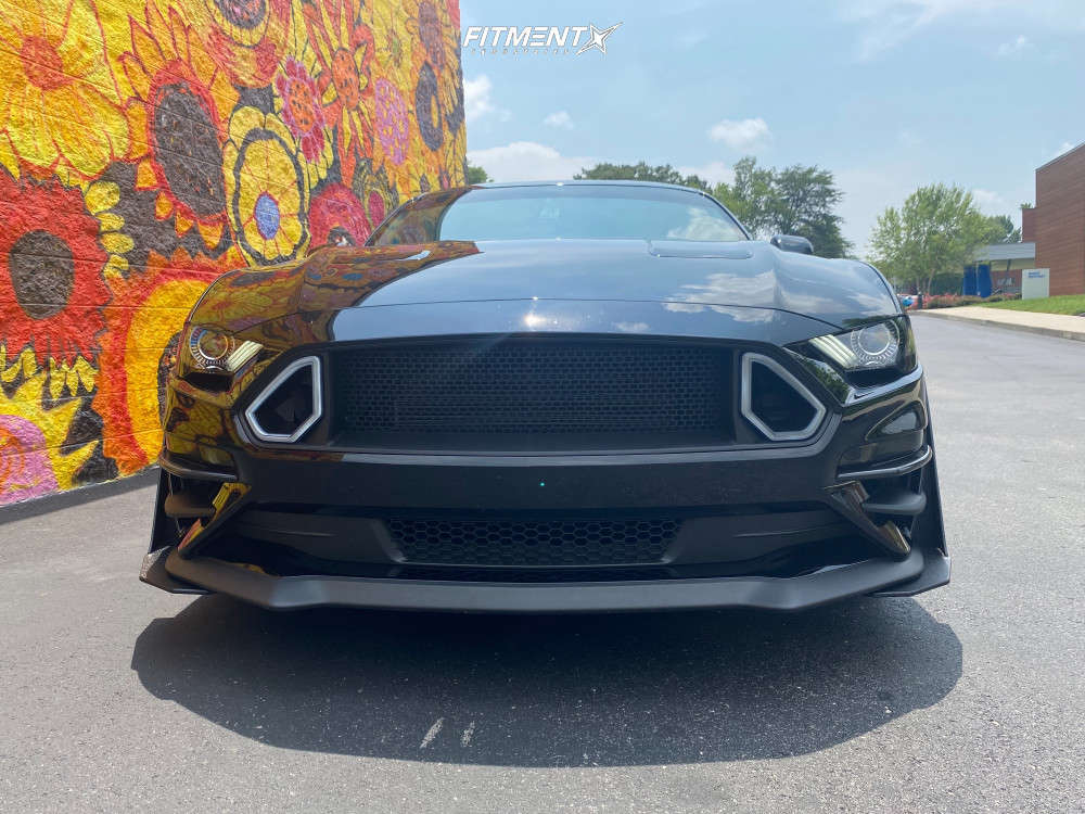 2019 Ford Mustang GT with 19x8.5 ESR Cs5 and Michelin 265x40 on Stock ...