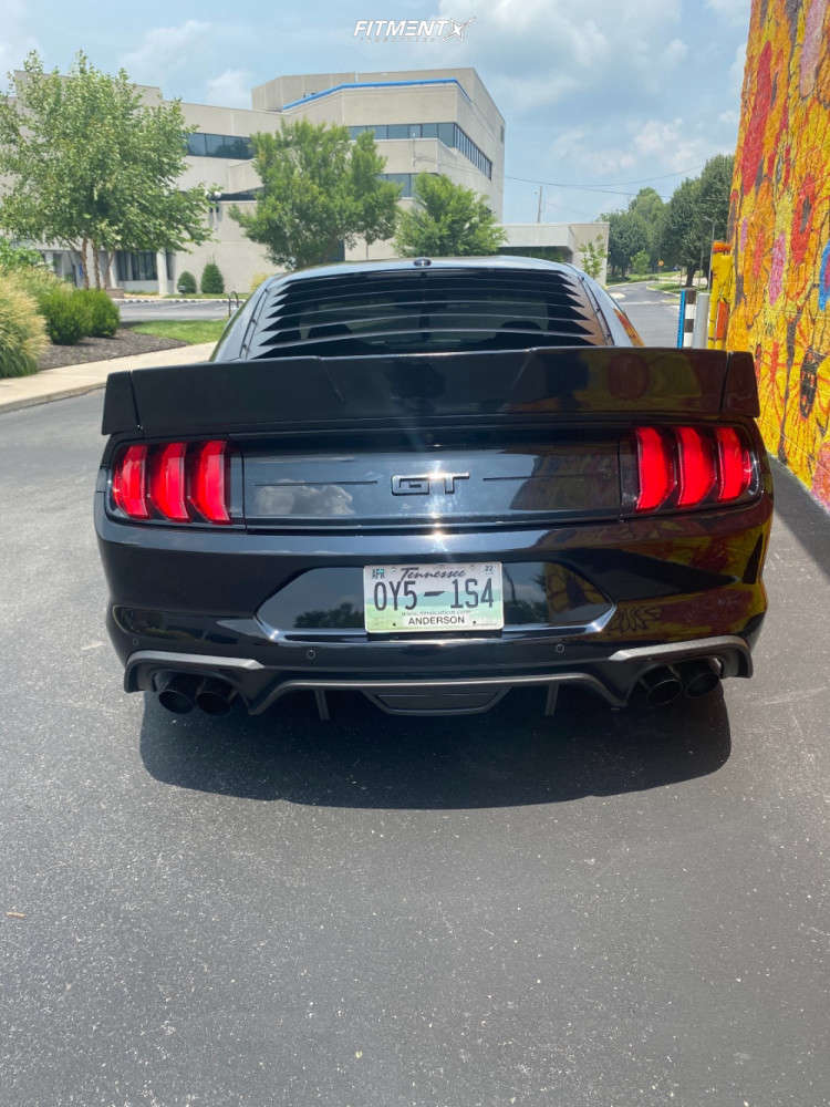 2019 Ford Mustang GT with 19x8.5 ESR Cs5 and Michelin 265x40 on Stock ...