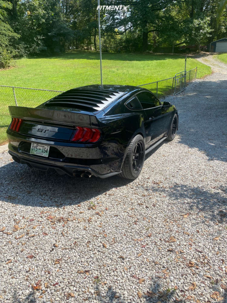 2019 Ford Mustang GT with 19x8.5 ESR Cs5 and Michelin 265x40 on Stock ...