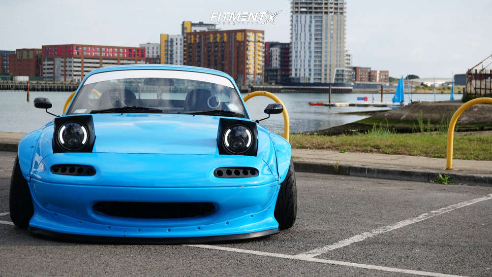 1994 Mazda MX-5 Miata Base with 15x9 Japan Racing JR19 and Nankang ...