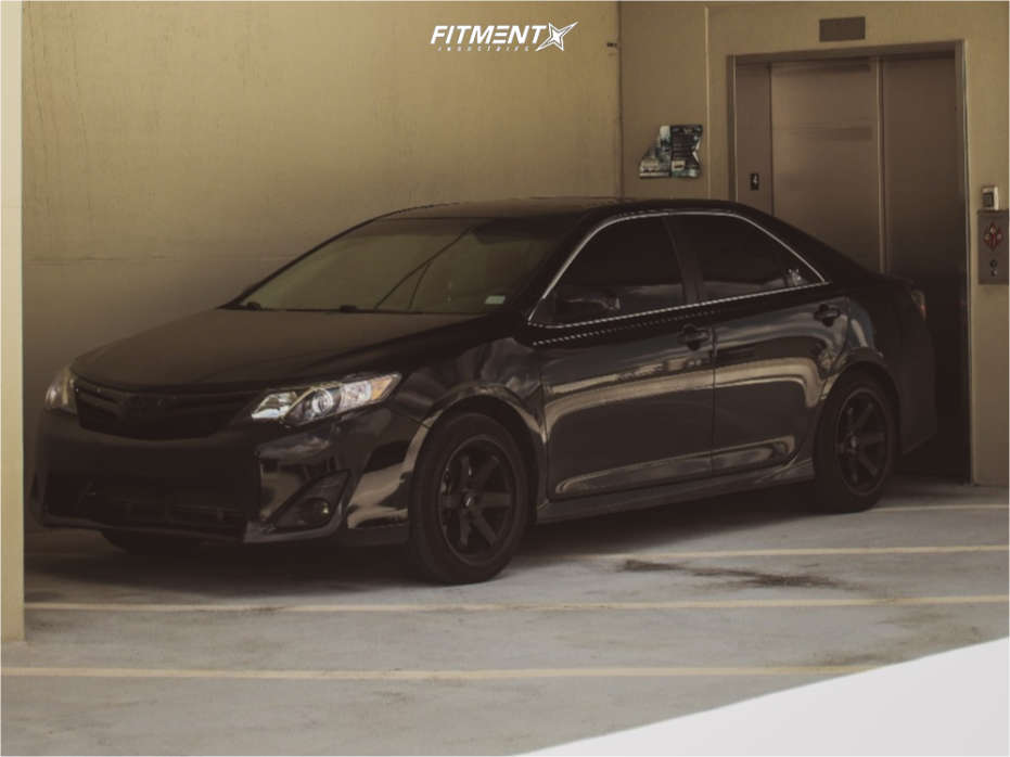 2014 Toyota Camry SE Sport with 18x9.5 AVID1 AV6 and Cooper 235x45 on ...