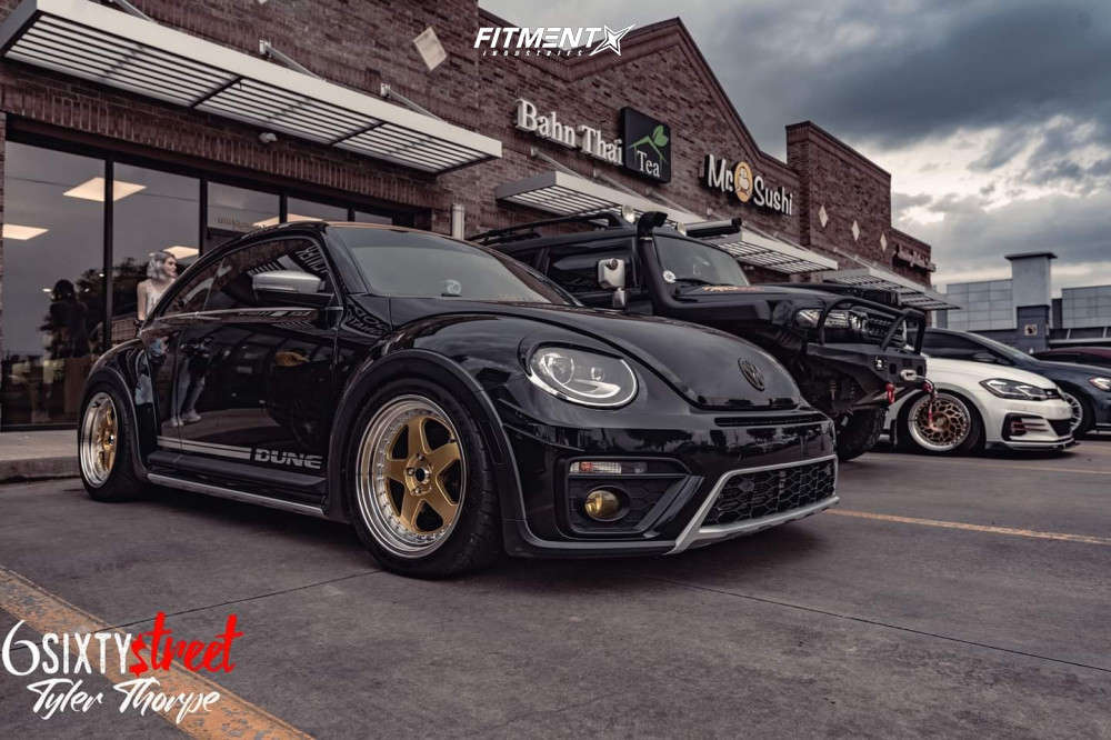 2016 Volkswagen Beetle Dune with 18x9.5 JNC Jnc010 and Federal 245x40 ...