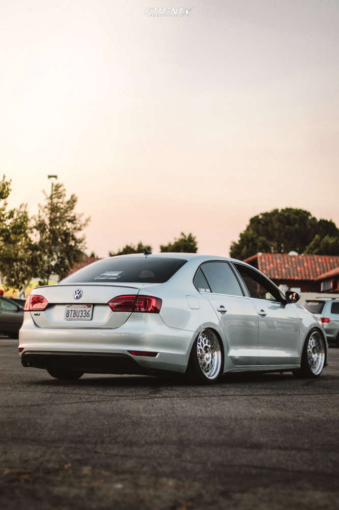 2014 Volkswagen Jetta GLI with 18x8.5 Regen5 R32 and Westlake 215x35 on ...