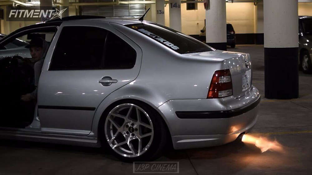 2003 Volkswagen Jetta GLI with 18x8.5 GTS G707 and Ohtsu 225x40 on ...