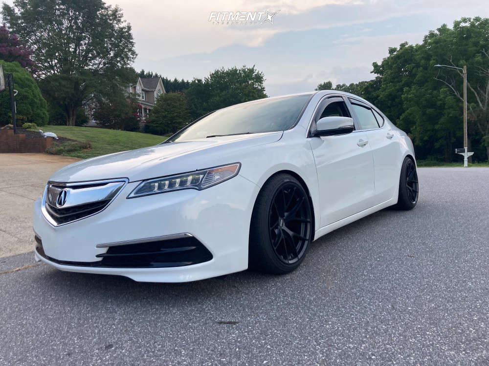 2017 Acura TLX Base with 18x10 ESR Forged Rf2 and Maxxis 235x40 on ...