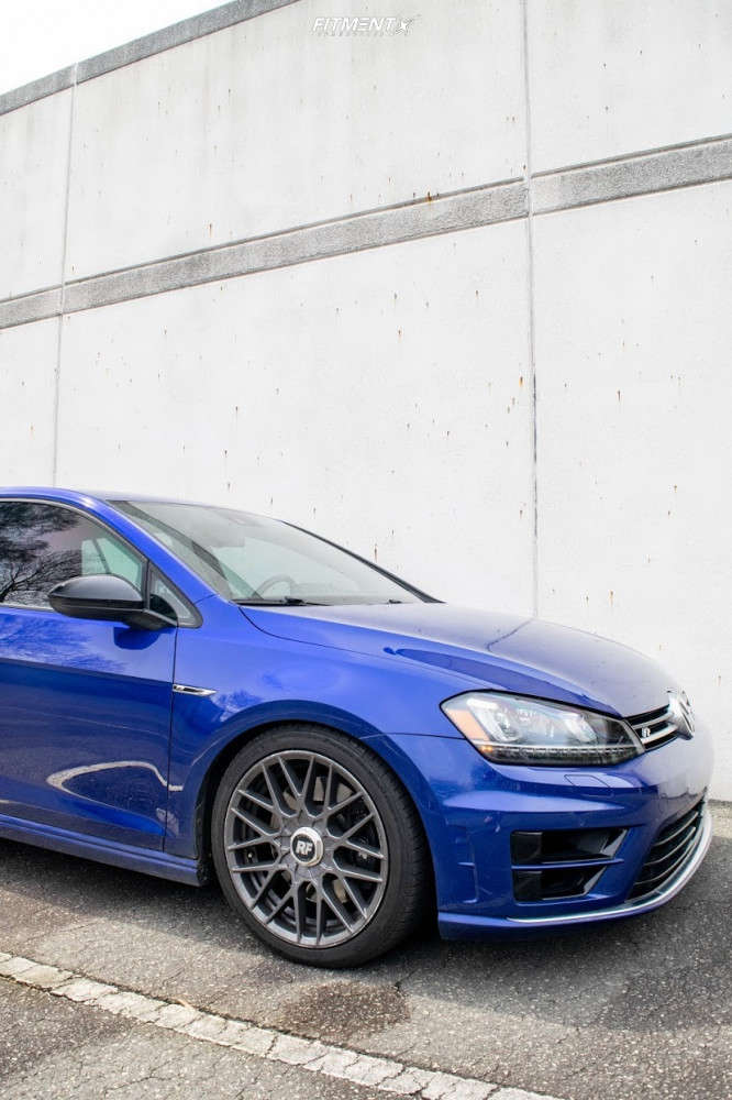 2016 Volkswagen Golf R Base with 18x8.5 Rotiform Rse and Continental ...